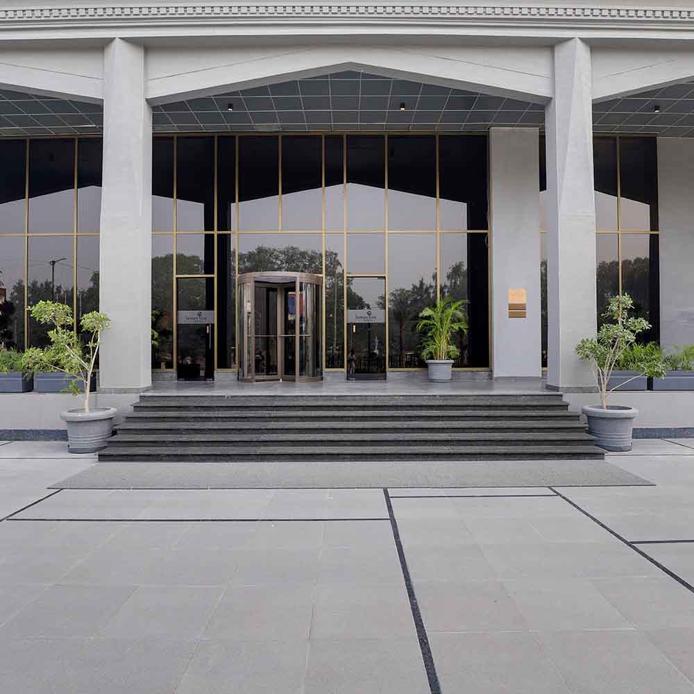 Explore Our Image Gallery, Videos, and Virtual Tour - Lemon Tree Hotel ...