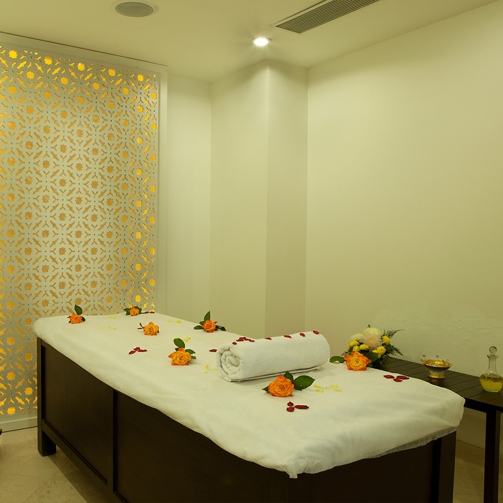 Lemon Tree Premier 1 Leisure Valley | Near Huda City Centre Hotel's ...