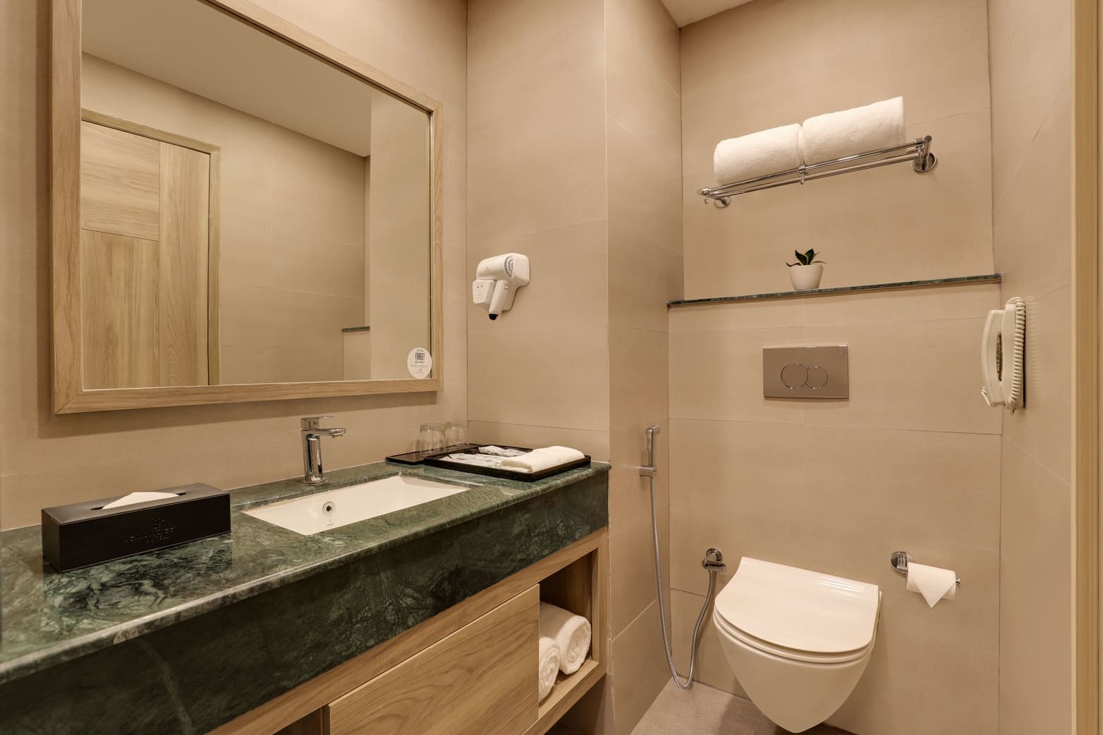 Explore Our Image Gallery, Videos, and Virtual Tour - Lemon Tree Hotel ...