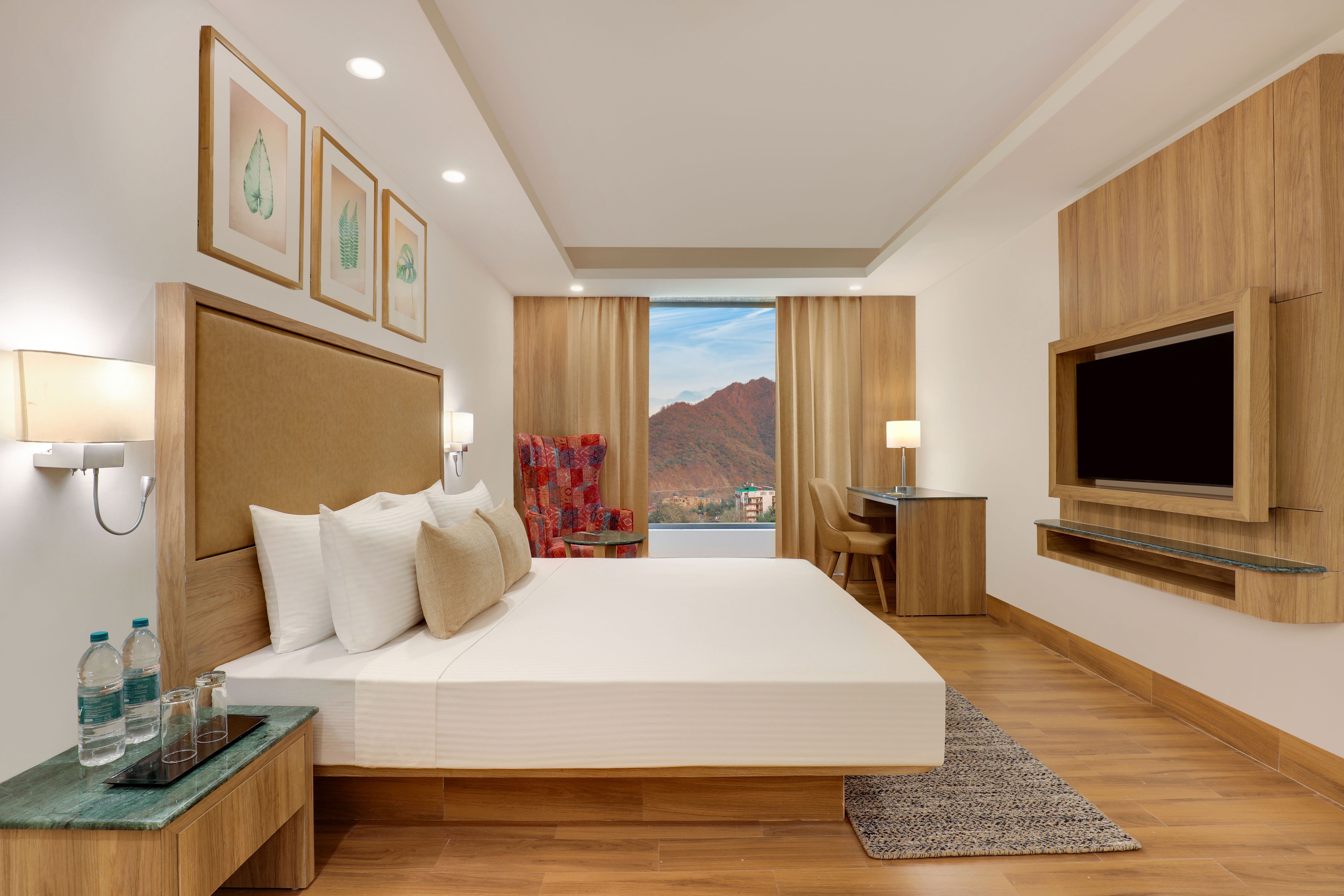 Explore Our Image Gallery, Videos, and Virtual Tour - Lemon Tree Hotel ...