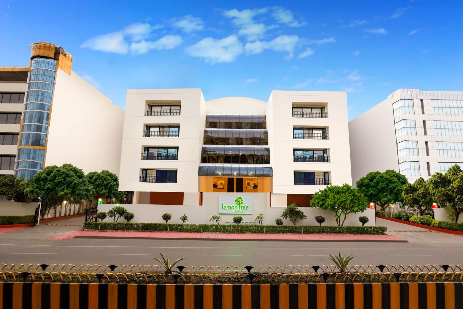 Lemon Tree Hotel - Indore Hotels & Rooms Images