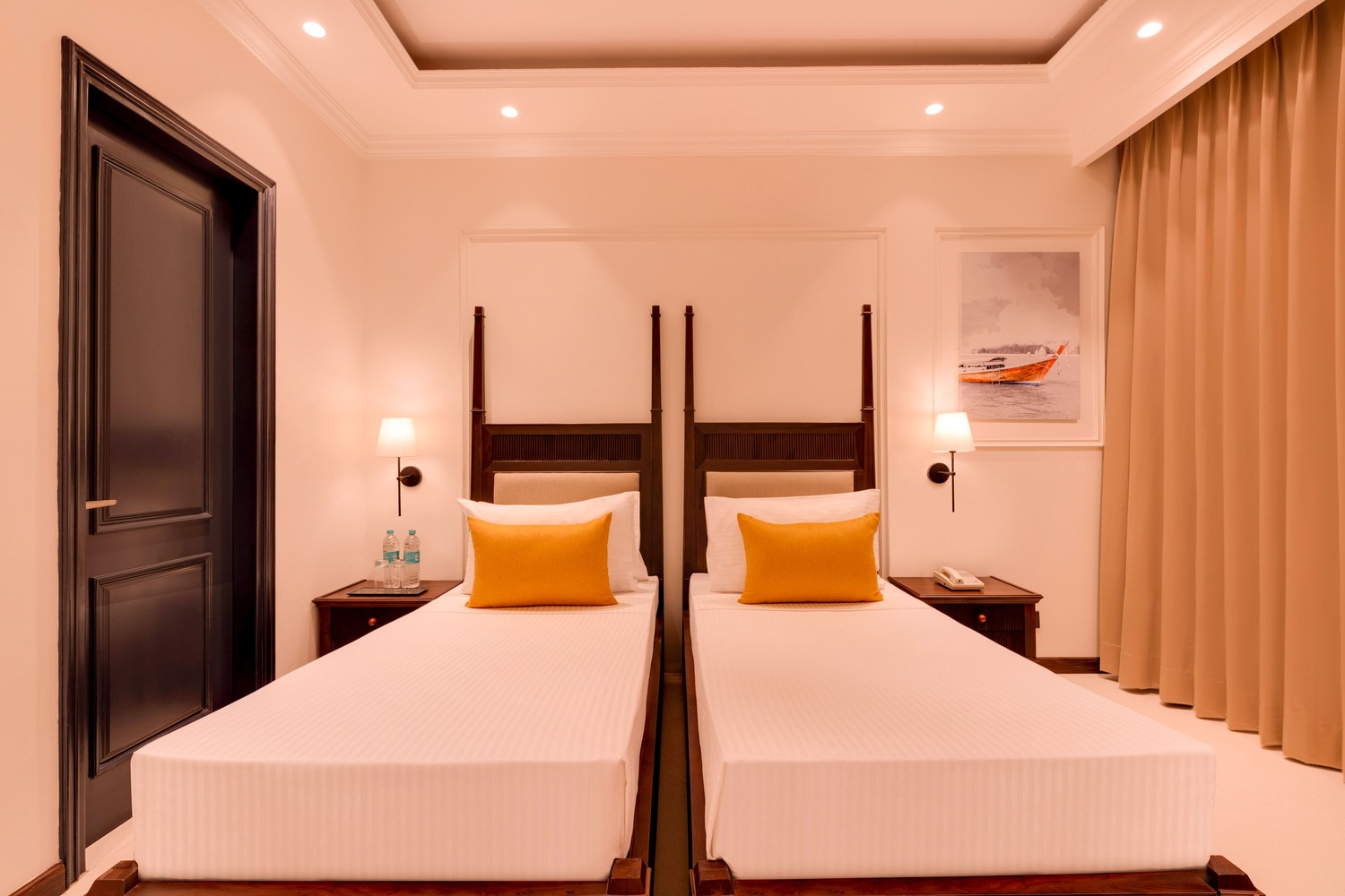 Explore Our Image Gallery, Videos, and Virtual Tour - Lemon Tree Hotel ...