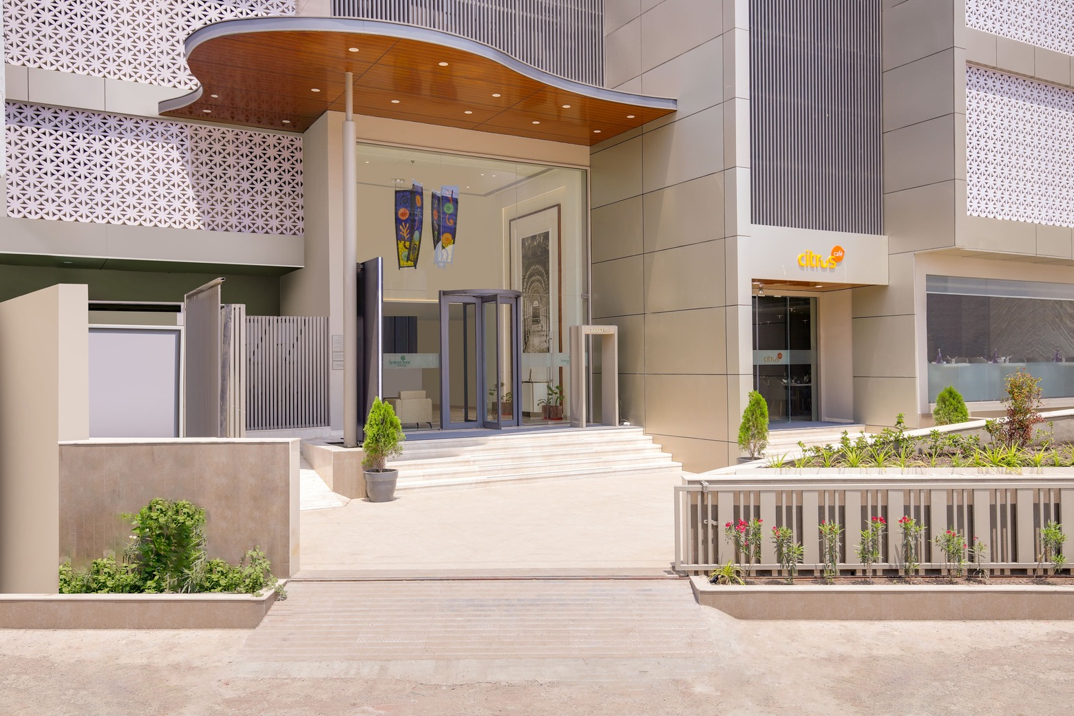 Explore Our Image Gallery, Videos, and Virtual Tour - Lemon Tree Hotel ...