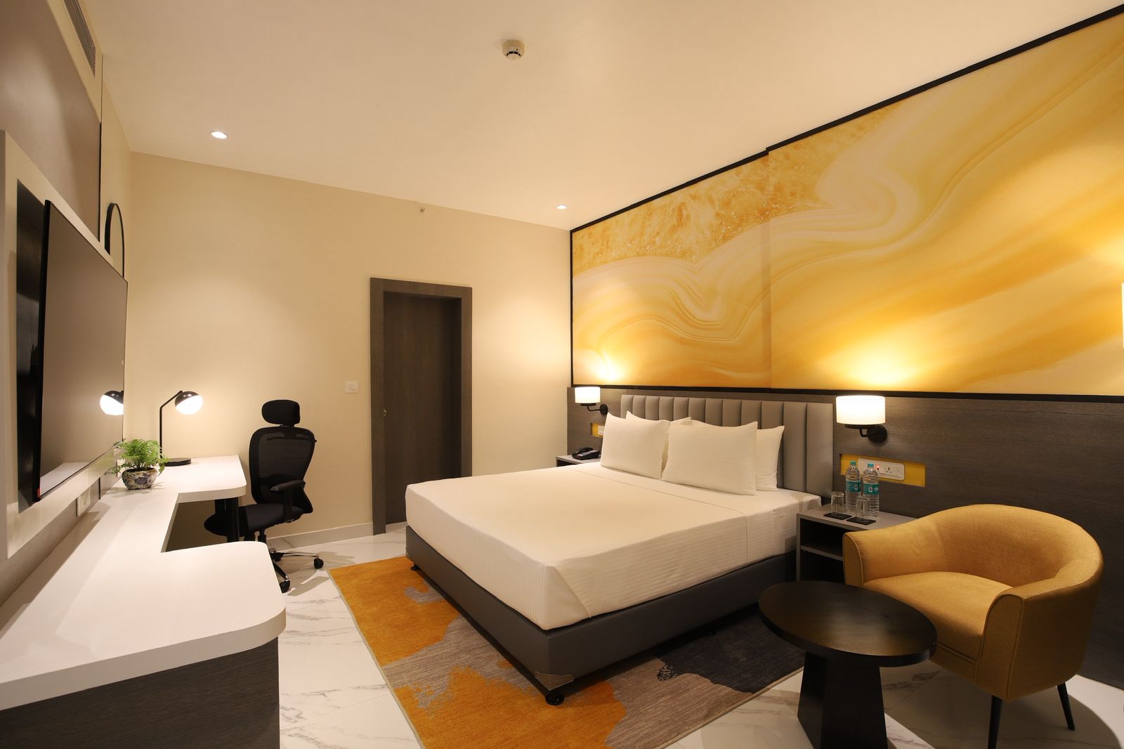 Explore Our Image Gallery, Videos, and Virtual Tour - Lemon Tree Hotel ...