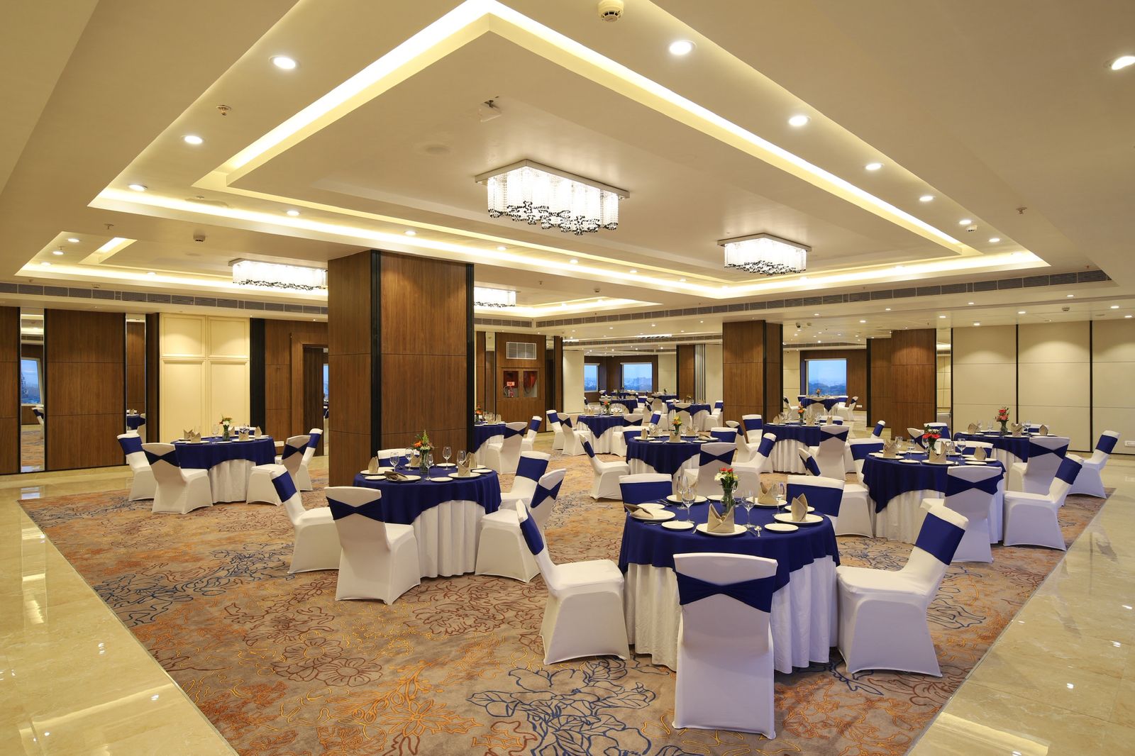 Explore Our Image Gallery, Videos, and Virtual Tour - Lemon Tree Hotel ...