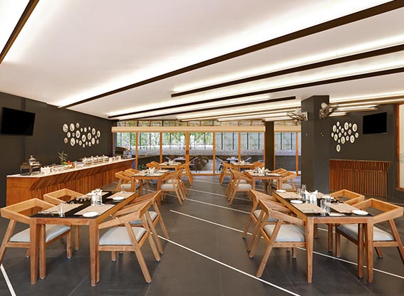 Restaurants in Thekkady - Keys Prima by Lemon Tree Hotels