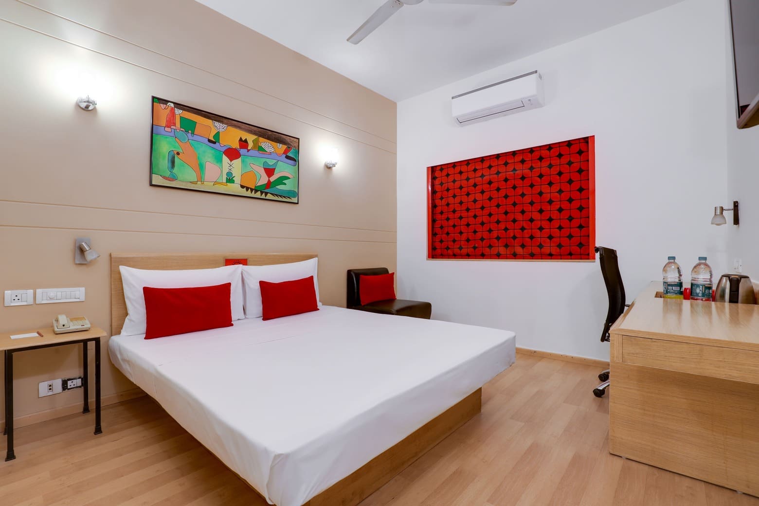 Hotels in East Delhi | Mayur Vihar | Red Fox by Lemon Tree