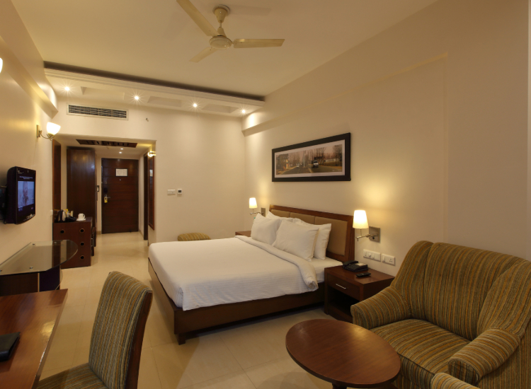 Hotels in Baddi | Lemon Tree Hotel, Baddi